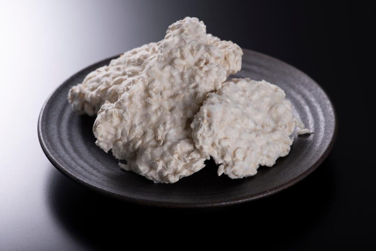 From Buddhist vegetarian cuisine to western-style dishes: expanding the ...